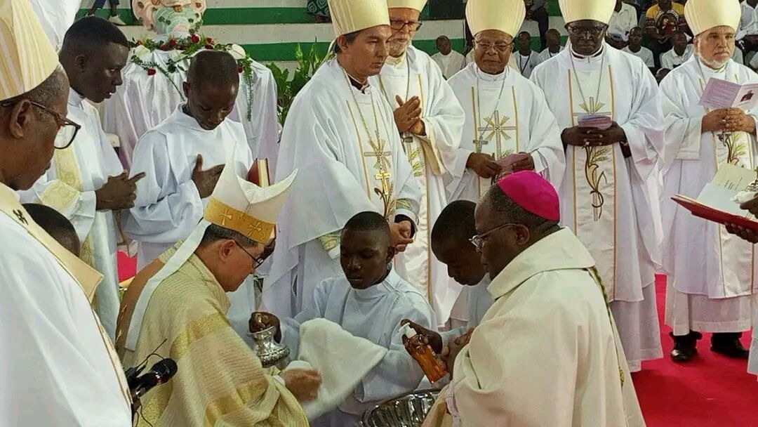 La iglesia en Mozambique recibe un nuovo obispo de la Consolata ...
